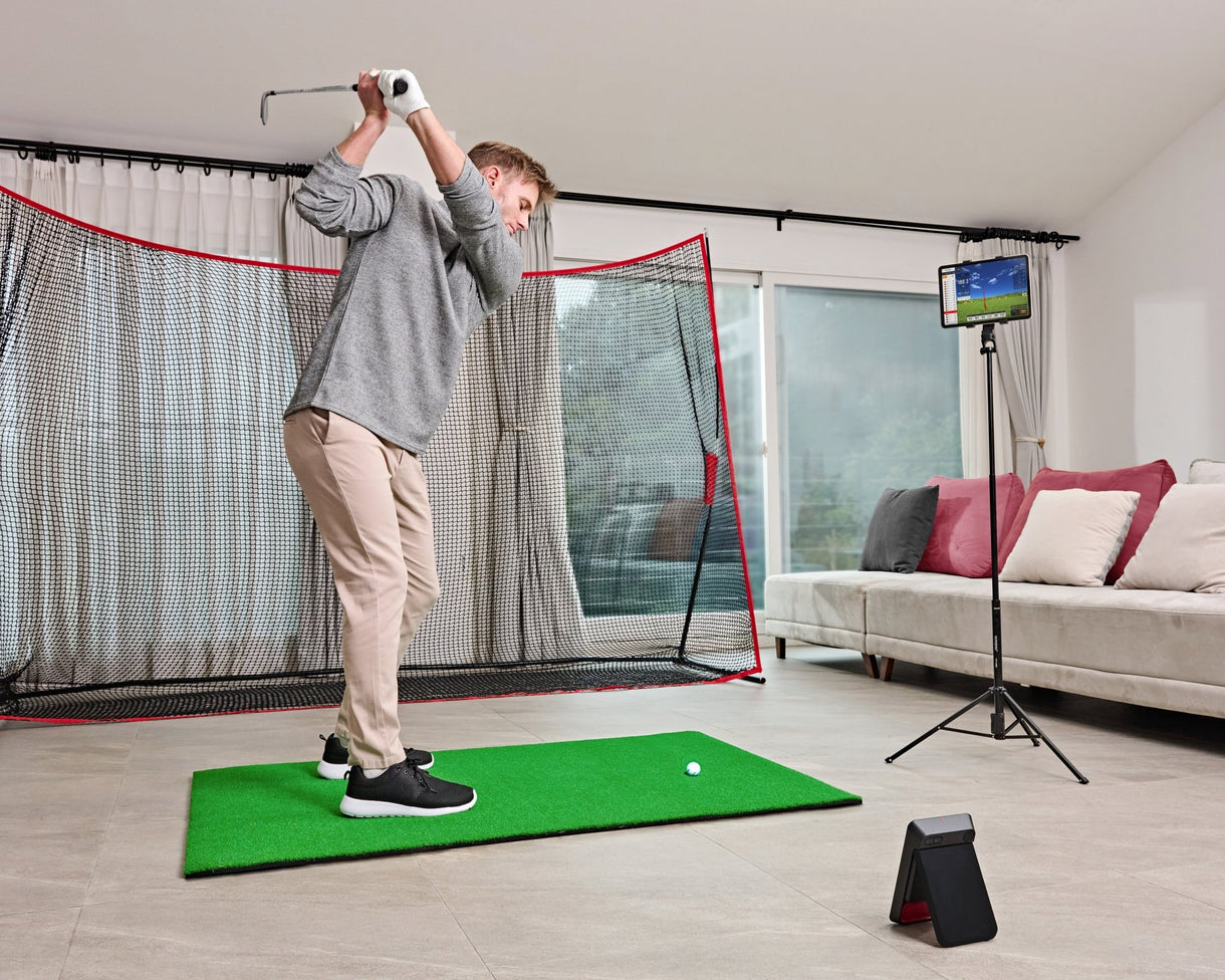 SC4 PRO Golf Launch Monitor + Driving Range Simulator – Voice Caddie