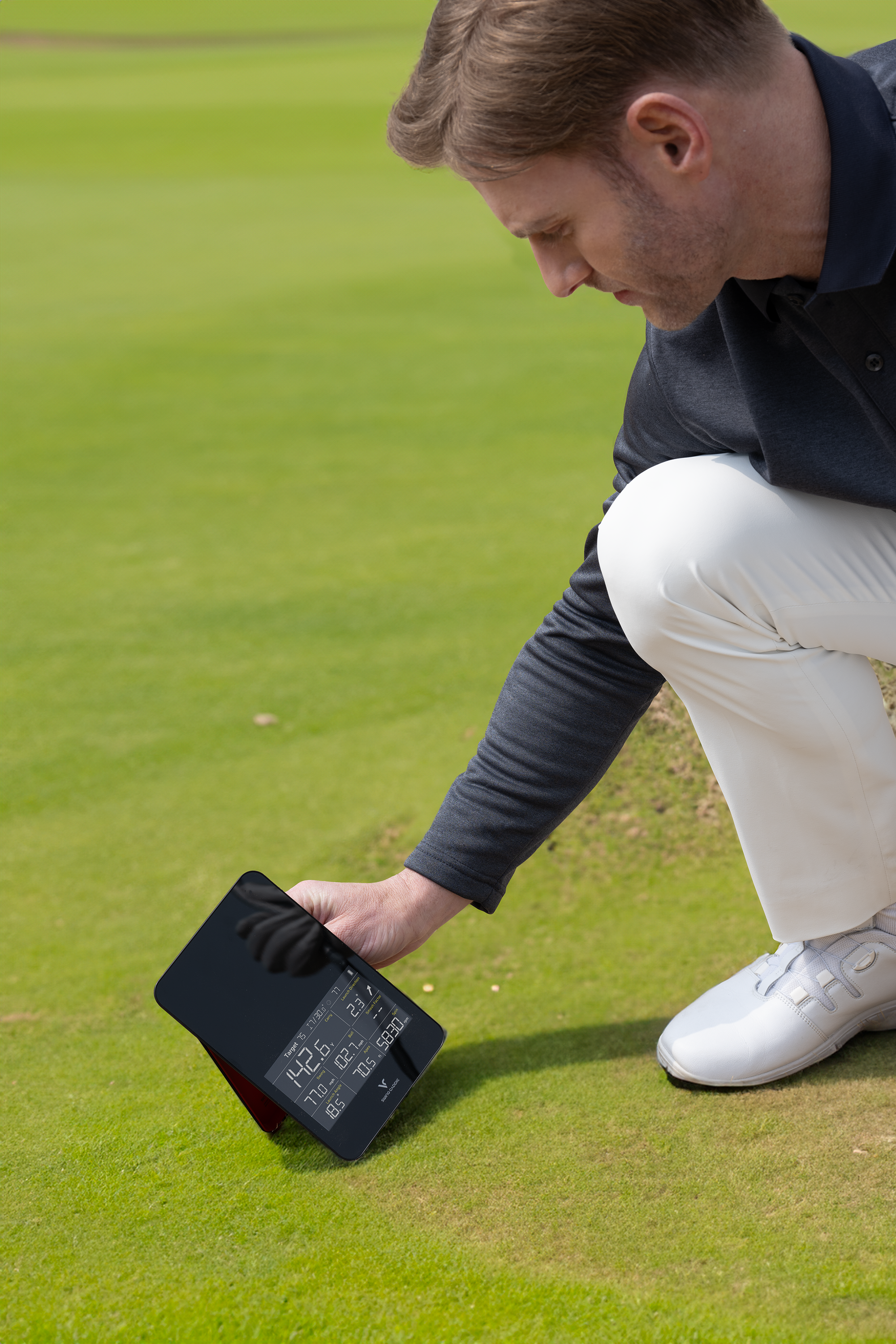 SC4 PRO Golf Launch Monitor + Driving Range Simulator – Voice Caddie